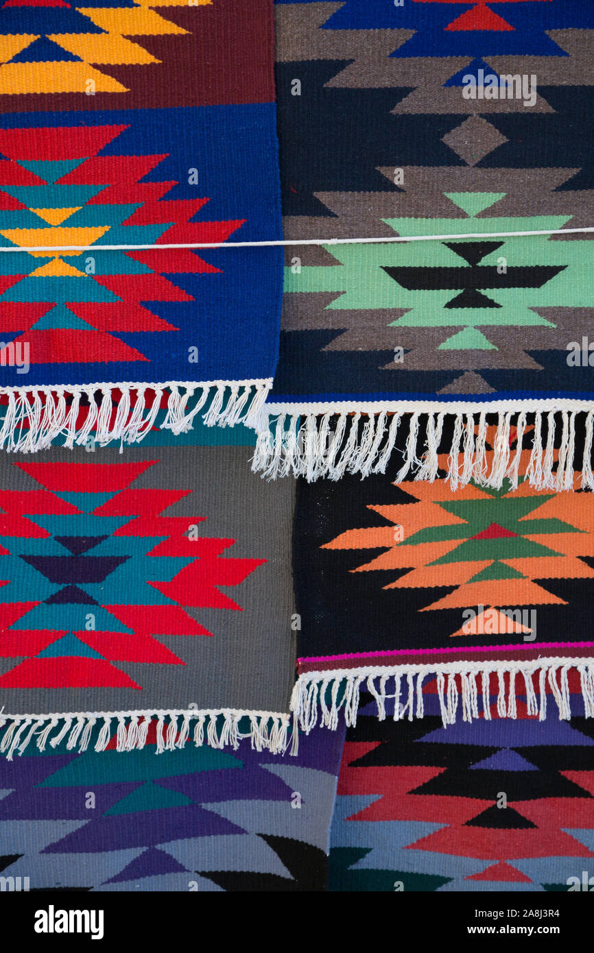 Uzbek art craft hi-res stock photography and images - Alamy