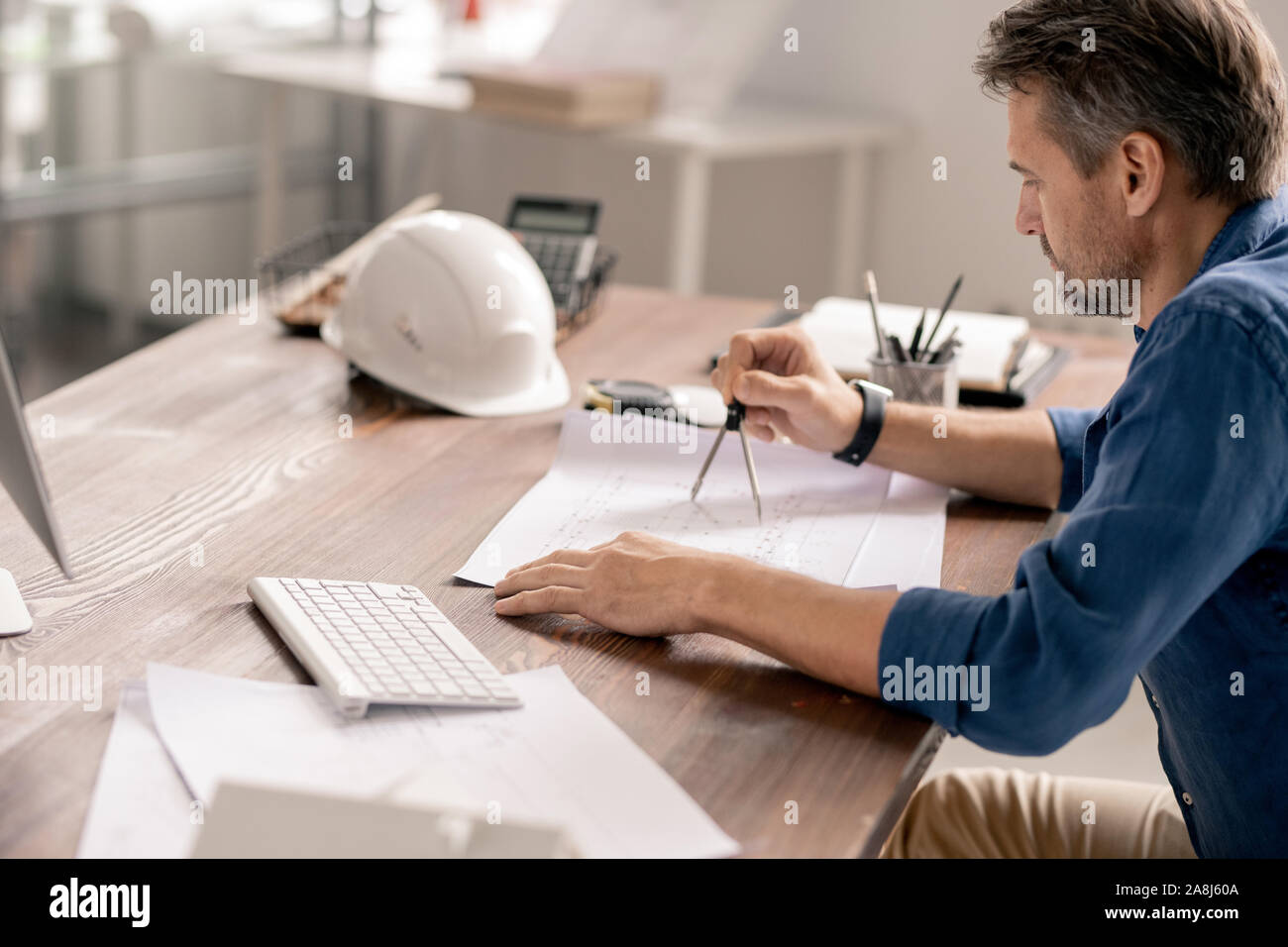 Professional using computer sketch hi-res stock photography and images ...