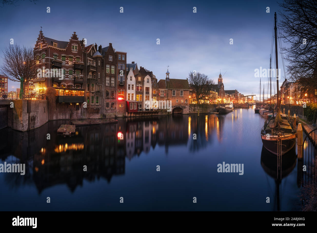 Rotterdam winter hi-res stock photography and images - Alamy