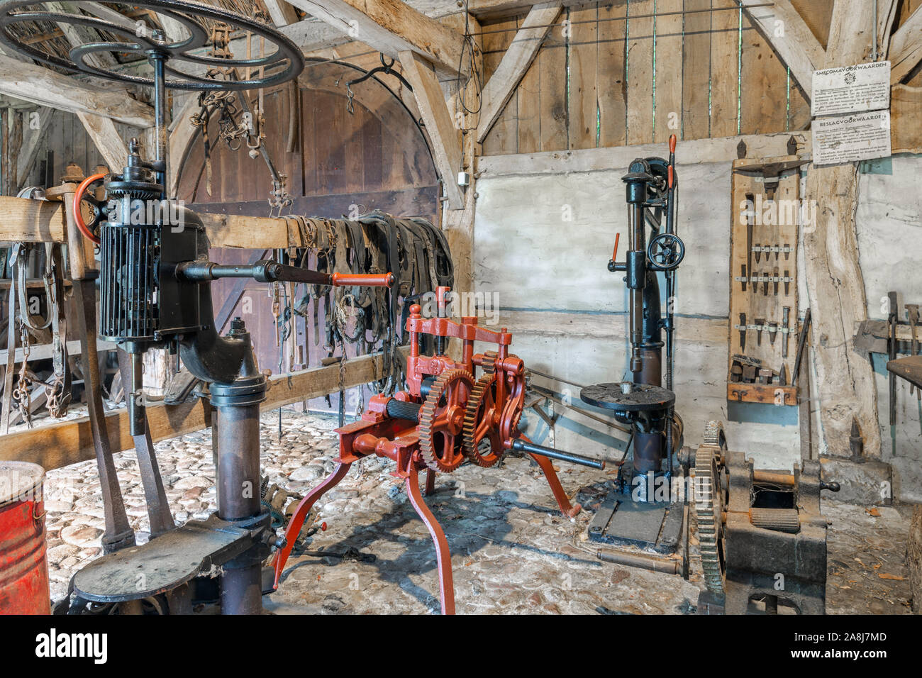 Open air forge hi-res stock photography and images - Alamy