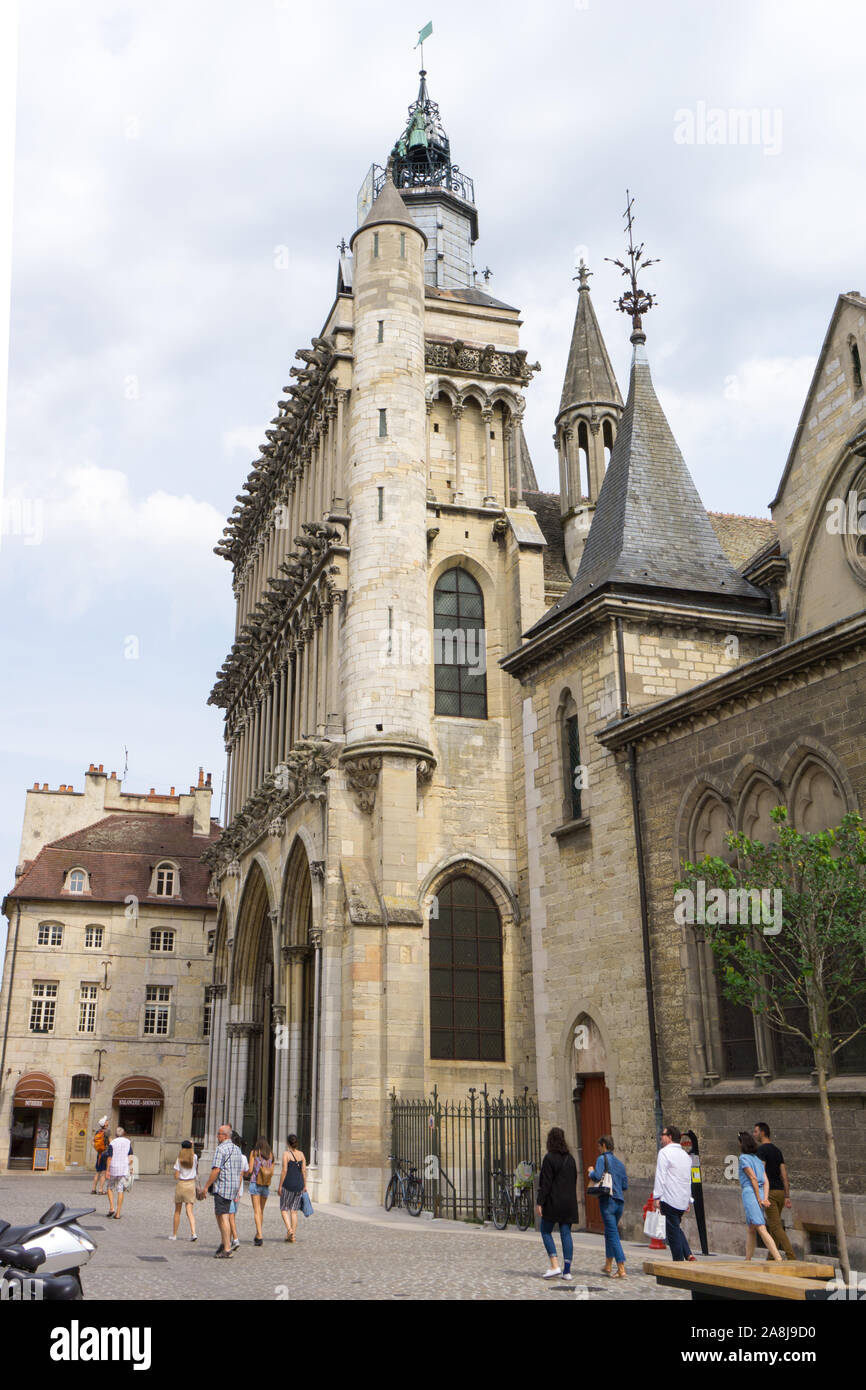 Dijon, Burgundy / France - 27 August, 2019: exterior view of facade the ...