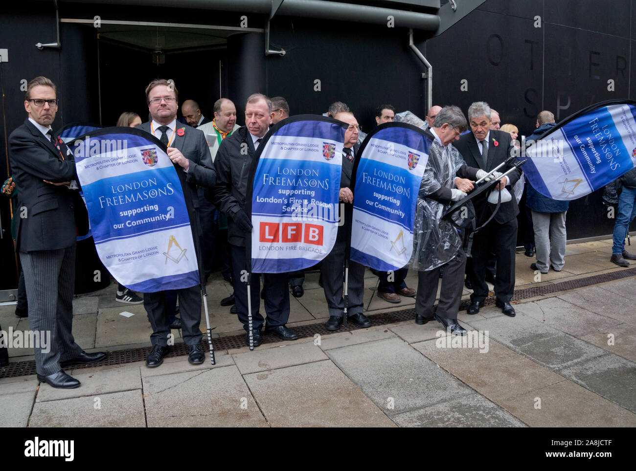Freemasons parade hi-res stock photography and images - Alamy