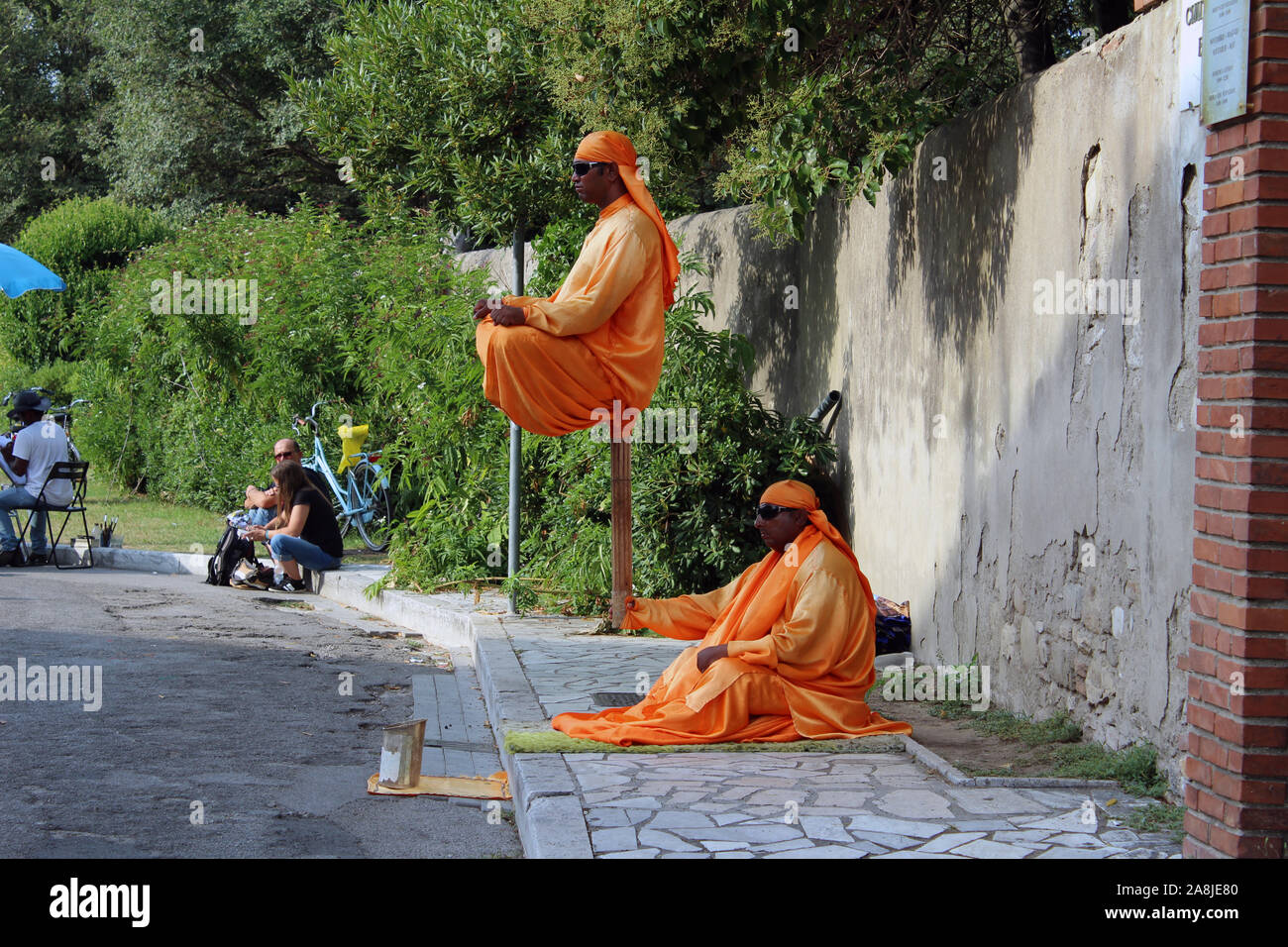 Magic Act in Pisa Stock Photo - Alamy