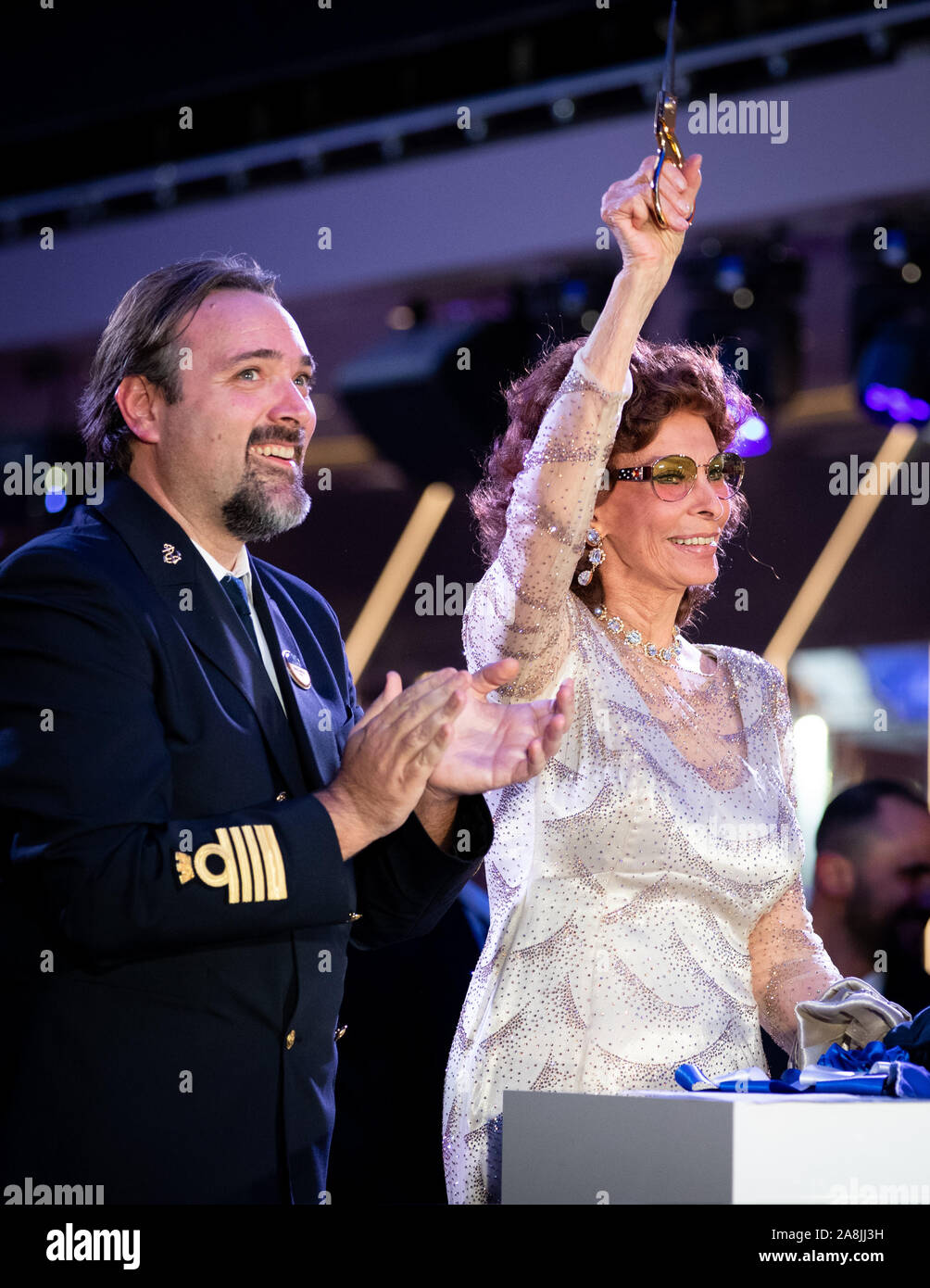 Hamburg, Germany. 09th Nov, 2019. Sophia Loren, Italian actress, and ...