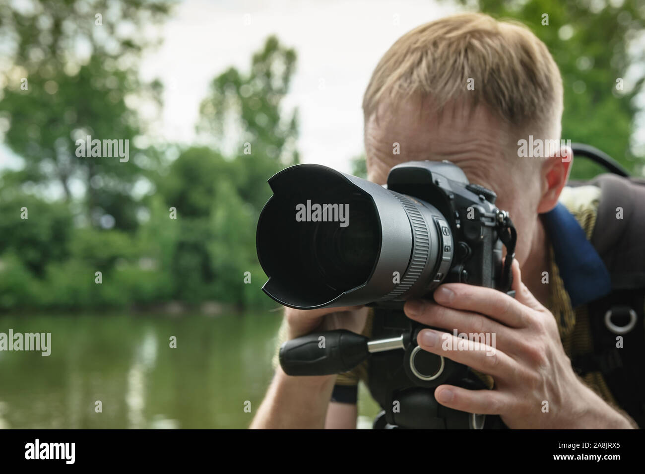 Lense focus lake hi-res stock photography and images - Alamy