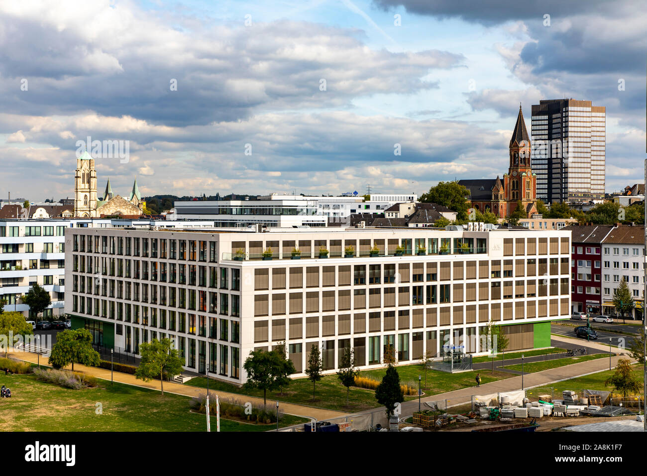 Essen, city centre, the university quarter, Green center Essen, new ...