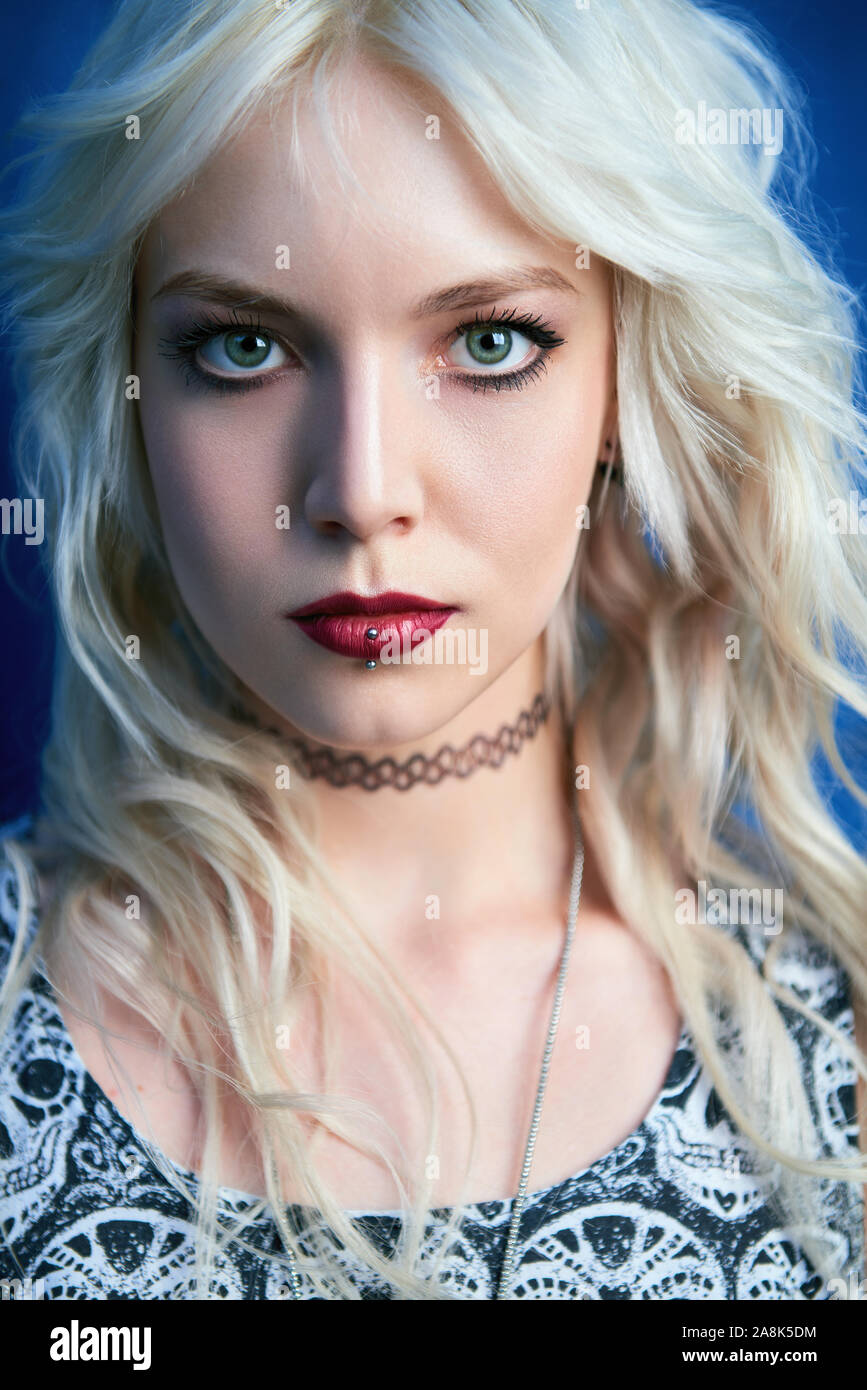 Grunge portrait hi-res stock photography and images - Alamy