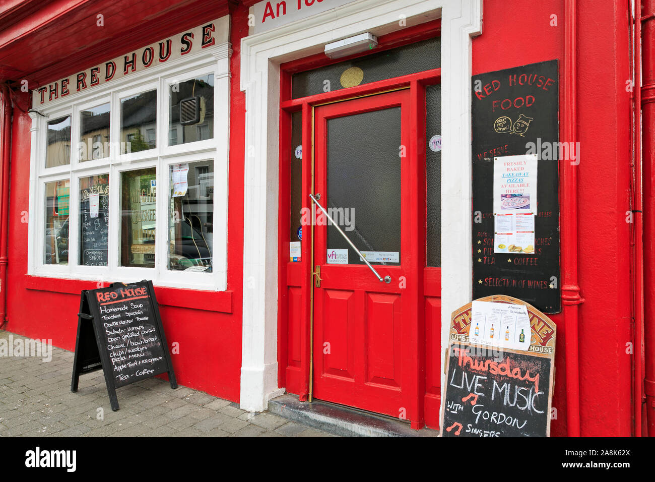 The Red House Pub, Main Street, Lismore Town, County Waterford, Ireland ...