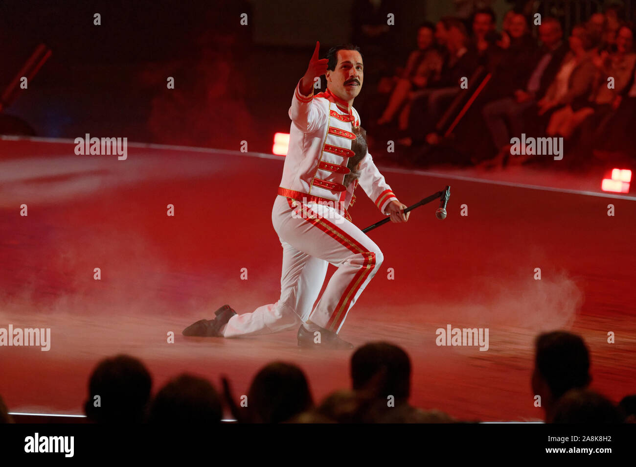 Dortmund, Germany. 09th Nov, 2019. Professional dancer Christina Luft ...