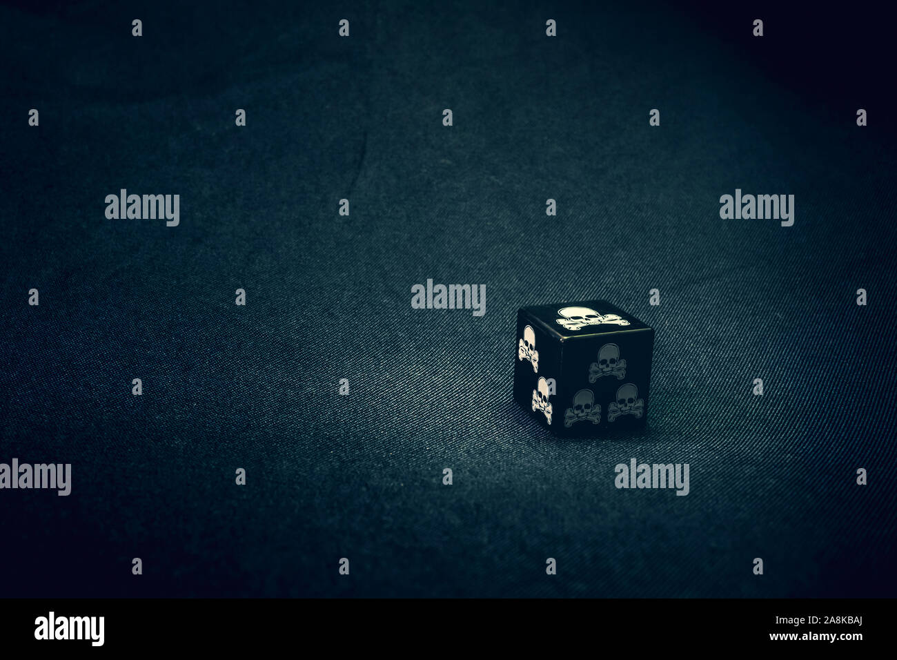 6 dice sides hi-res stock photography and images - Alamy