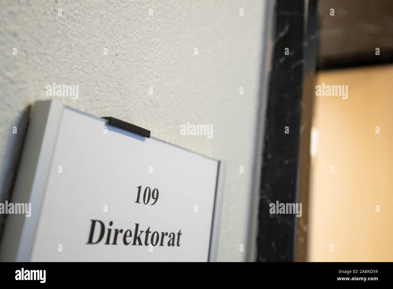 Headmaster sign hi-res stock photography and images - Alamy