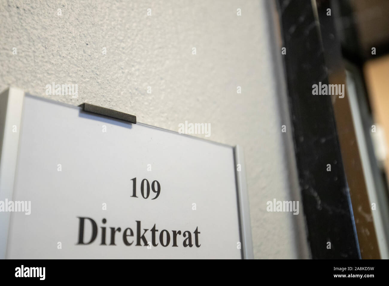 Headmaster sign hi-res stock photography and images - Alamy