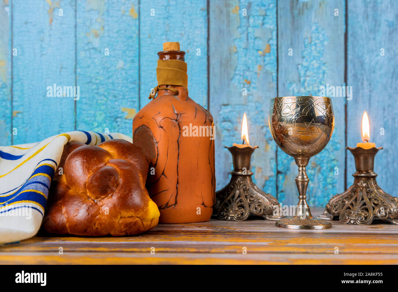 Jewish tradition of shabbat hi-res stock photography and images - Alamy