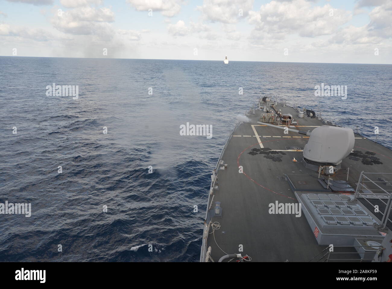 191107-N-MK090-8821 ATLANTIC OCEAN (Nov. 07, 2019) The Arleigh Burke ...