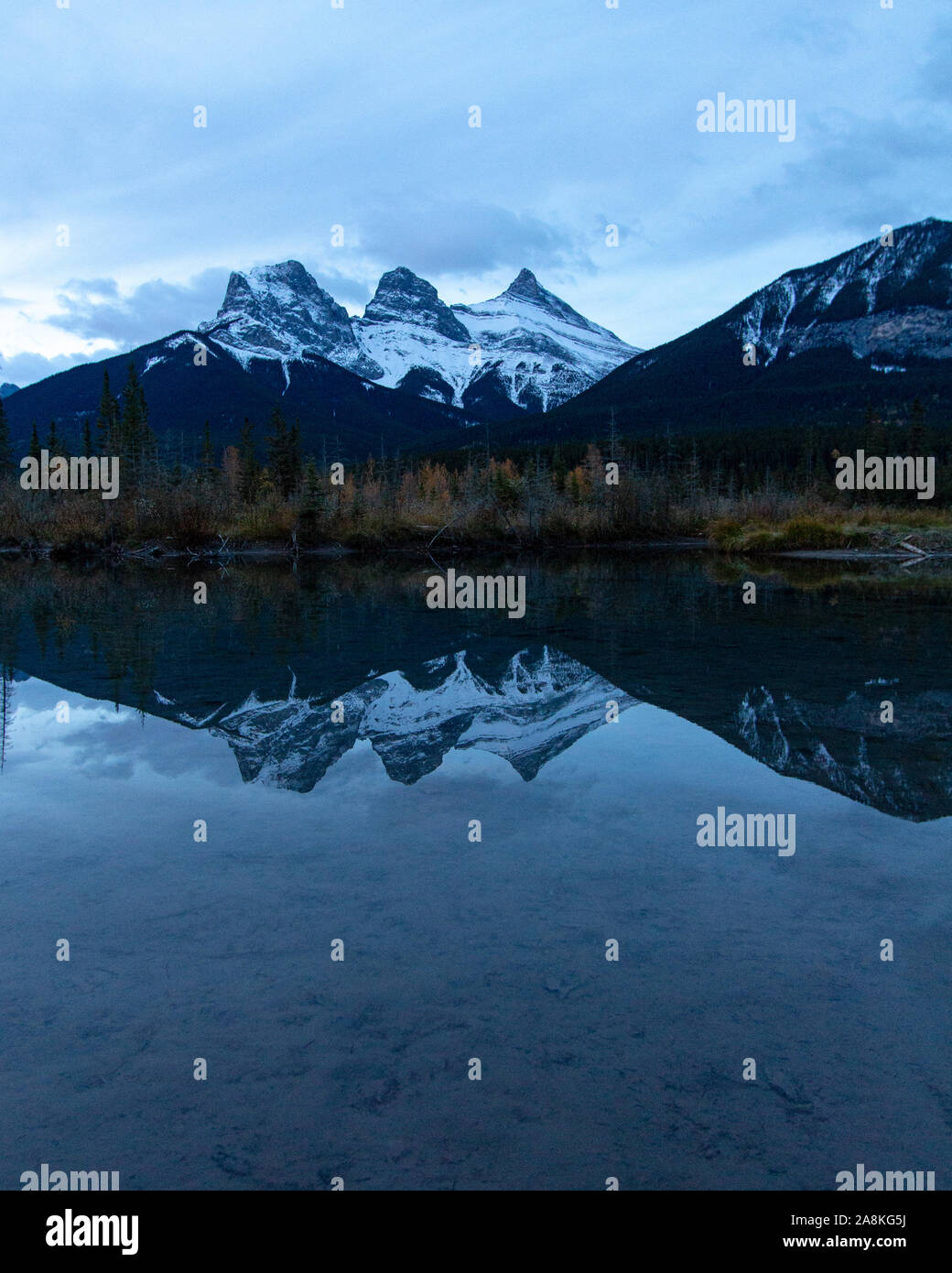 Canmore Adventure to the Three Sisters Sunrise Reflection spot Stock ...
