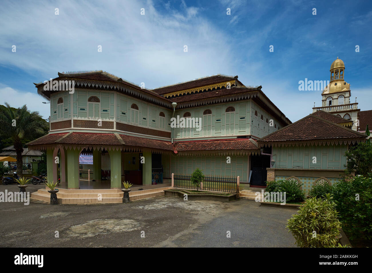 The exterior of the old building that's the Islamic Heritage museum. In ...