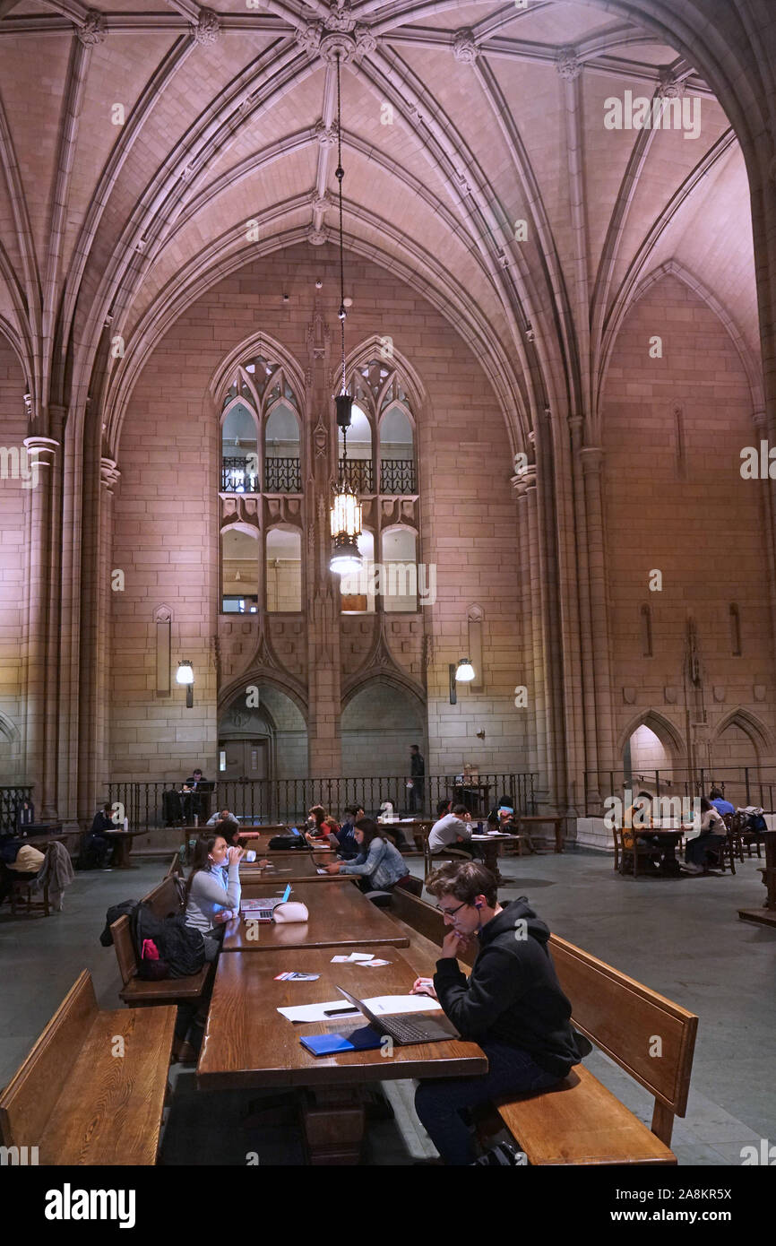 PITTSBURGH - NOVEMBER 2019: The study hall at the University of ...