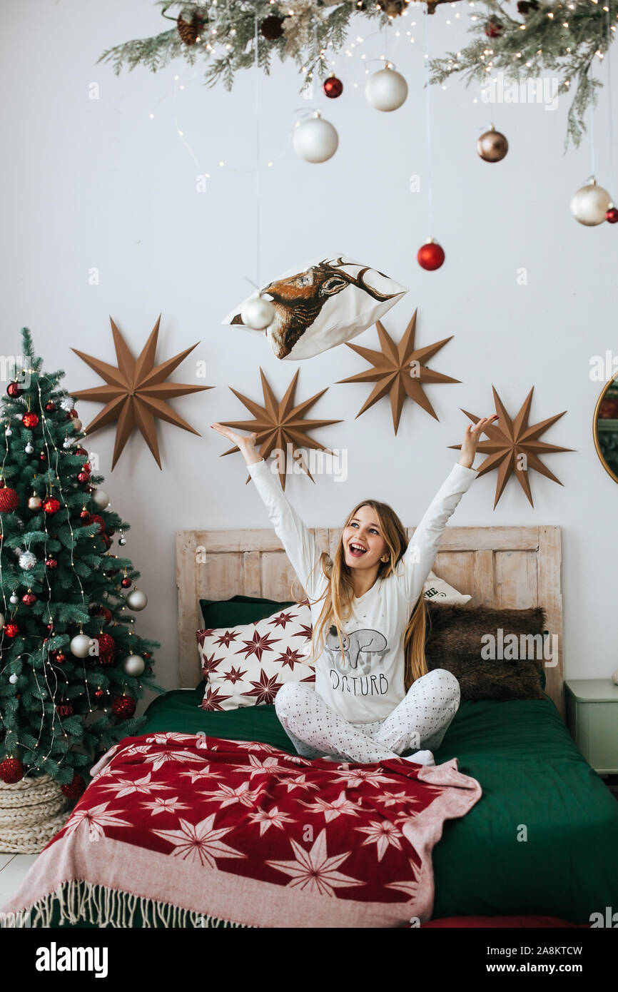 Christmas stocking bed hi-res stock photography and images - Alamy