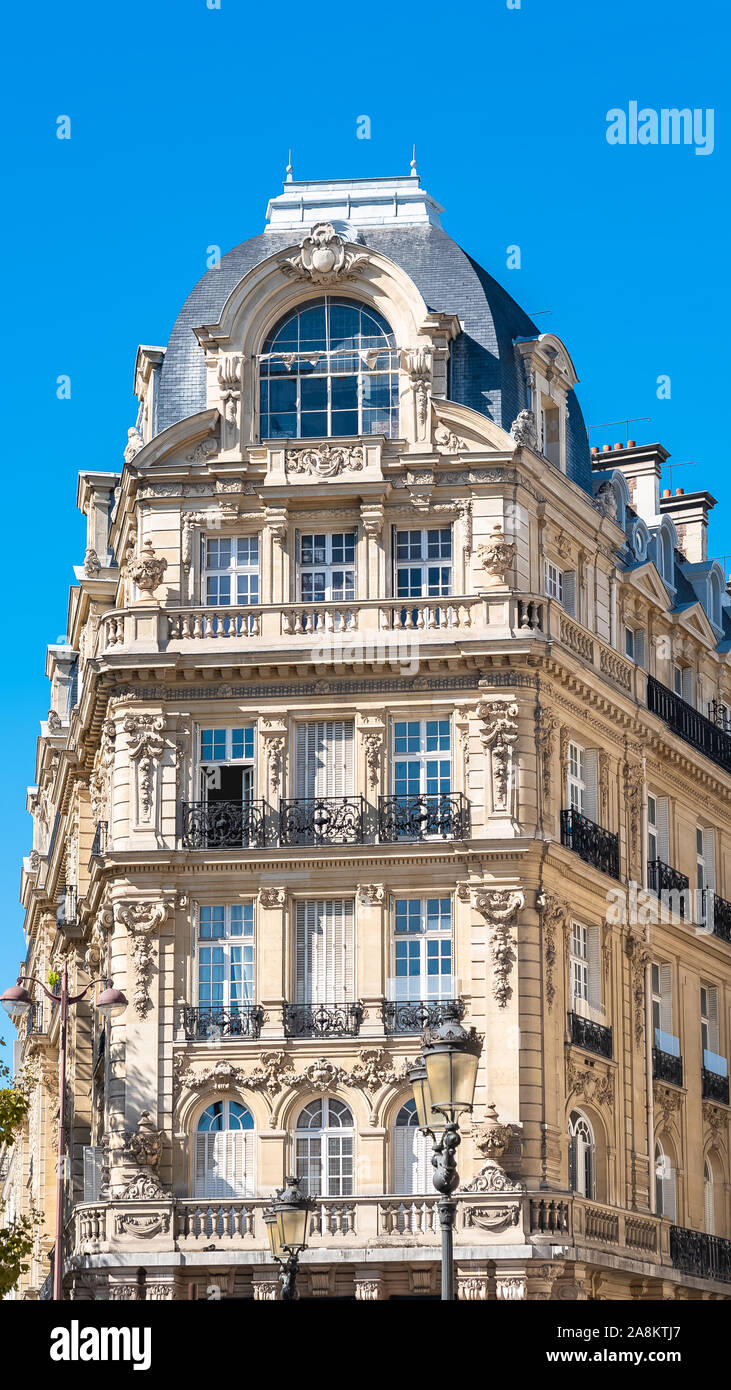 Beautiful Buildings Paris Paris' Ordinary Buildings With Extraordinary