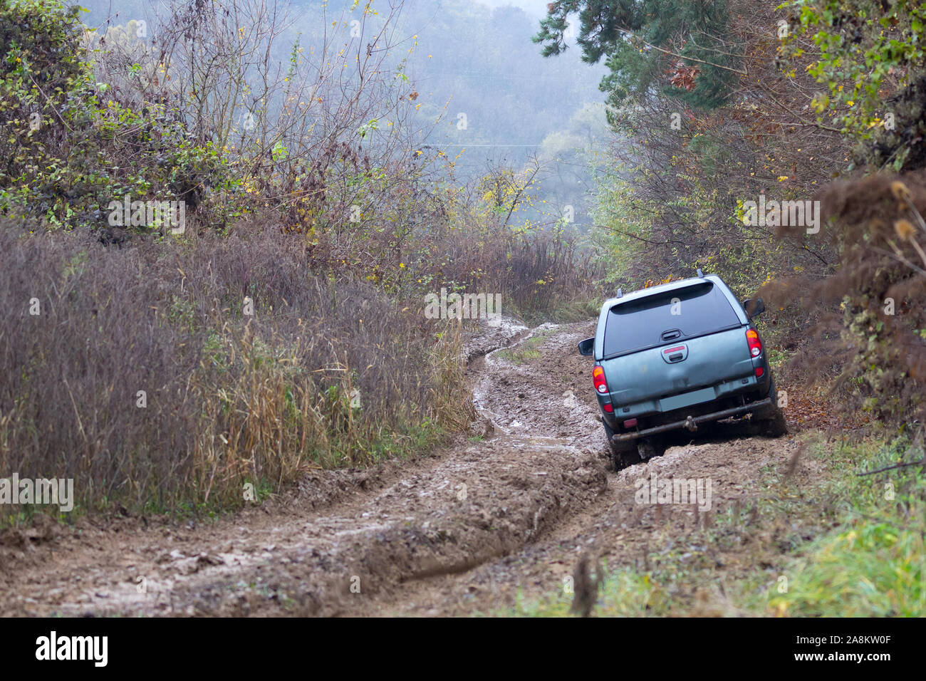 Off rim hi-res stock photography and images - Alamy