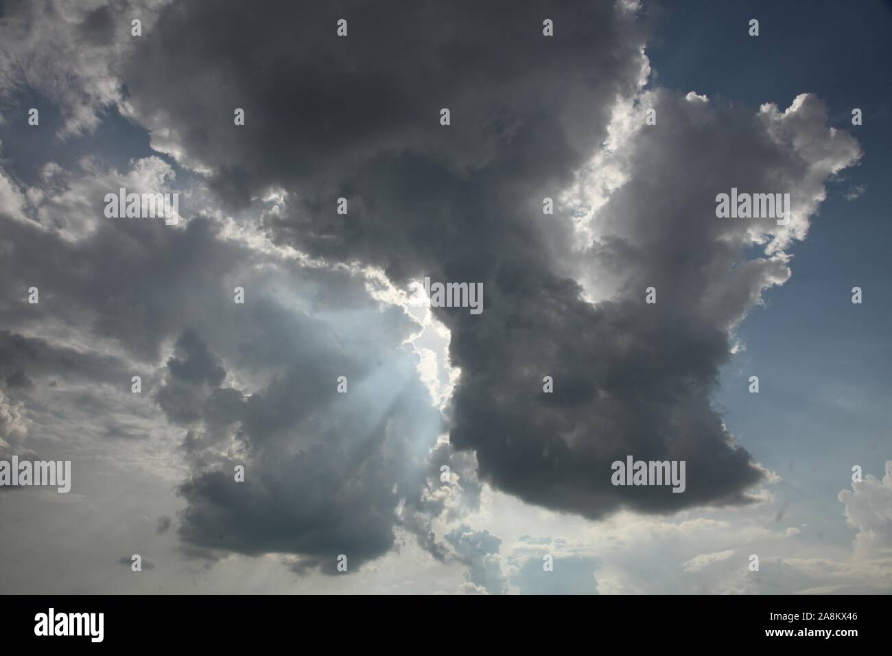 Before storm stormy hi-res stock photography and images - Alamy
