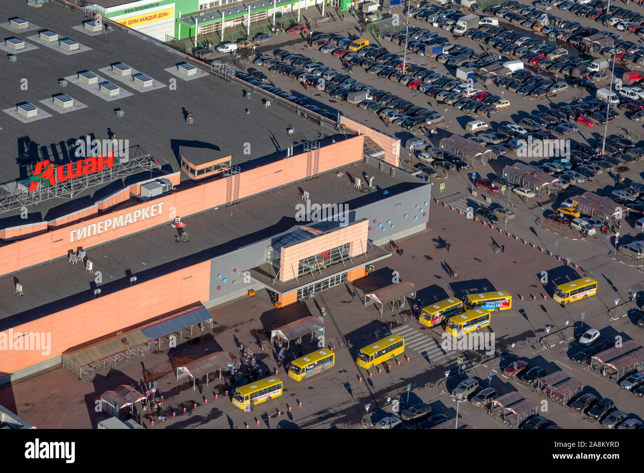 Bus parking aerial hi-res stock photography and images - Alamy