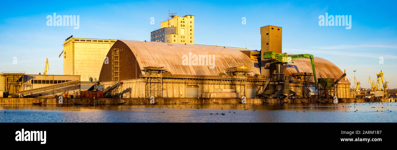 Port szczecin hi-res stock photography and images - Alamy