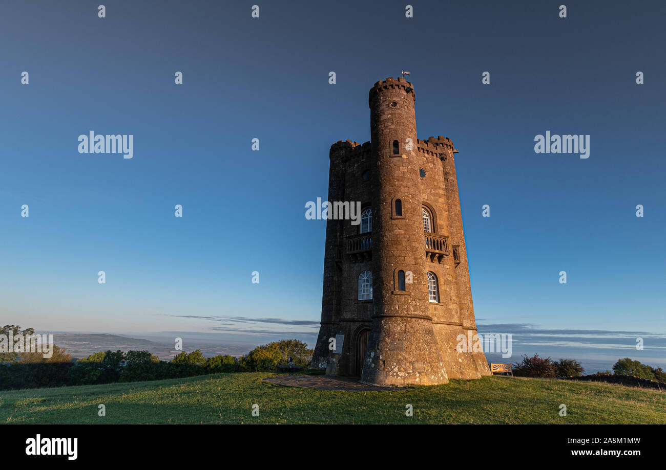 Broadway Tower, Broadway, Worcestershire, UK at sunrise Stock Photo - Alamy