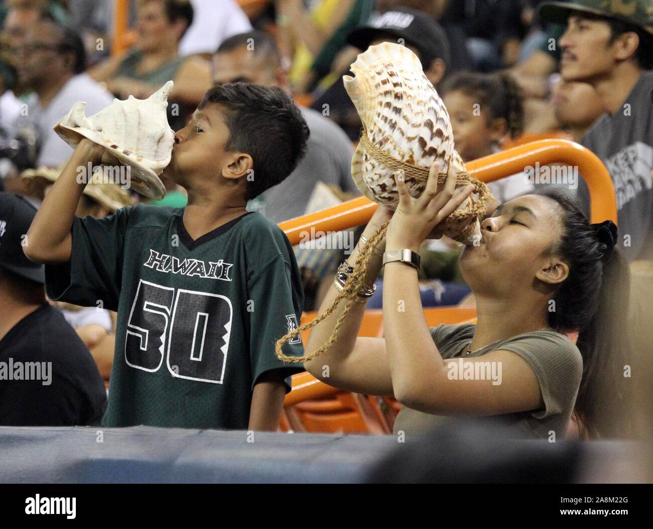 Conch game hi-res stock photography and images - Alamy