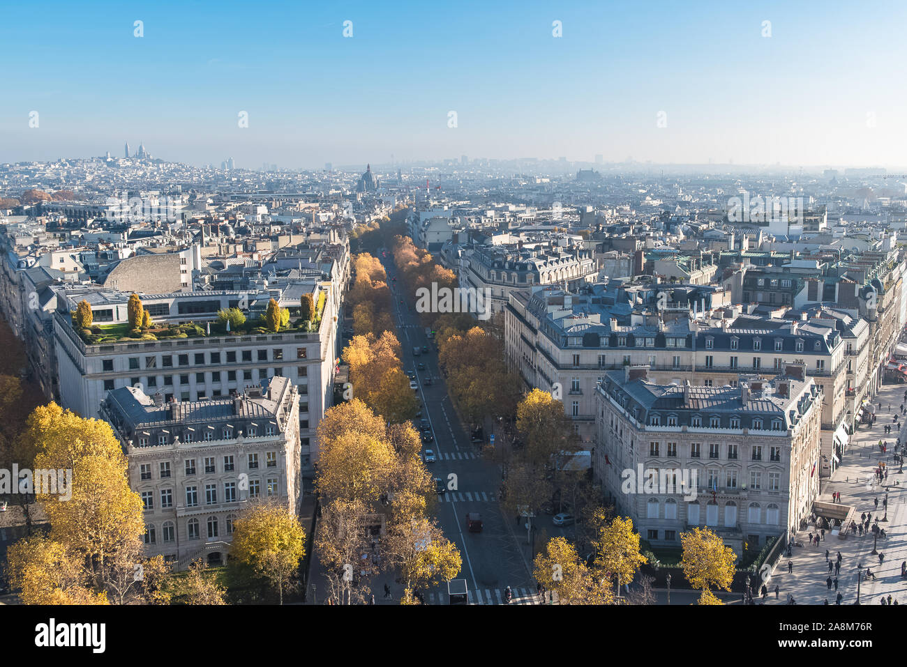 Arc de triomphe aerial hi-res stock photography and images - Alamy