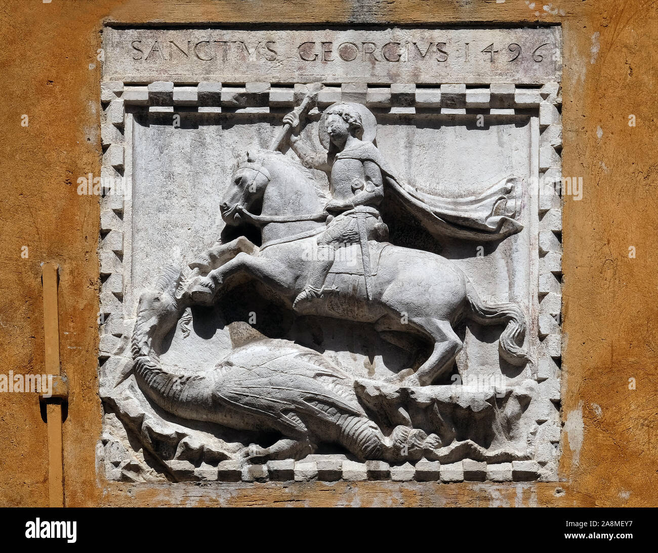 Killing slaying dragon hi-res stock photography and images - Alamy