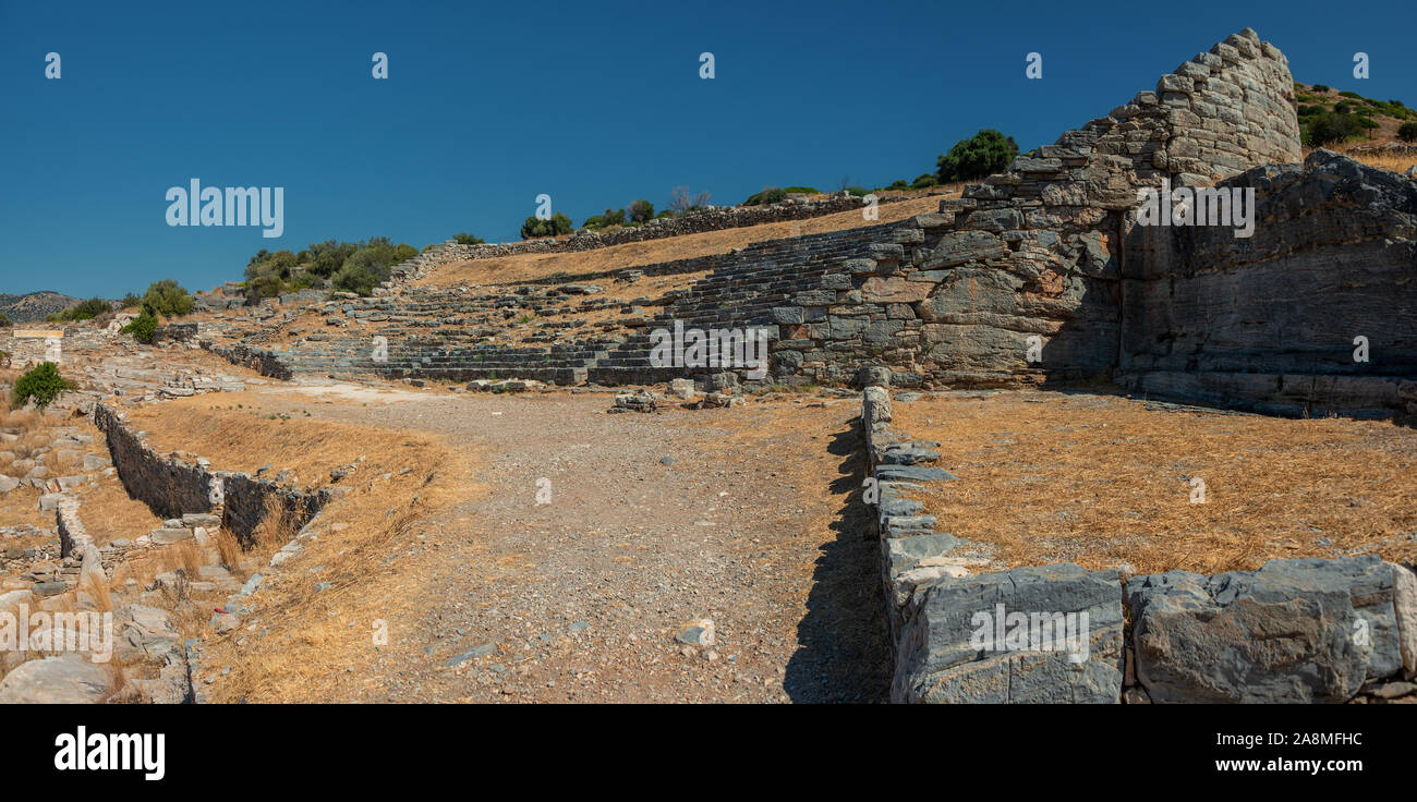 Ancient theatre thorikos hi-res stock photography and images - Alamy