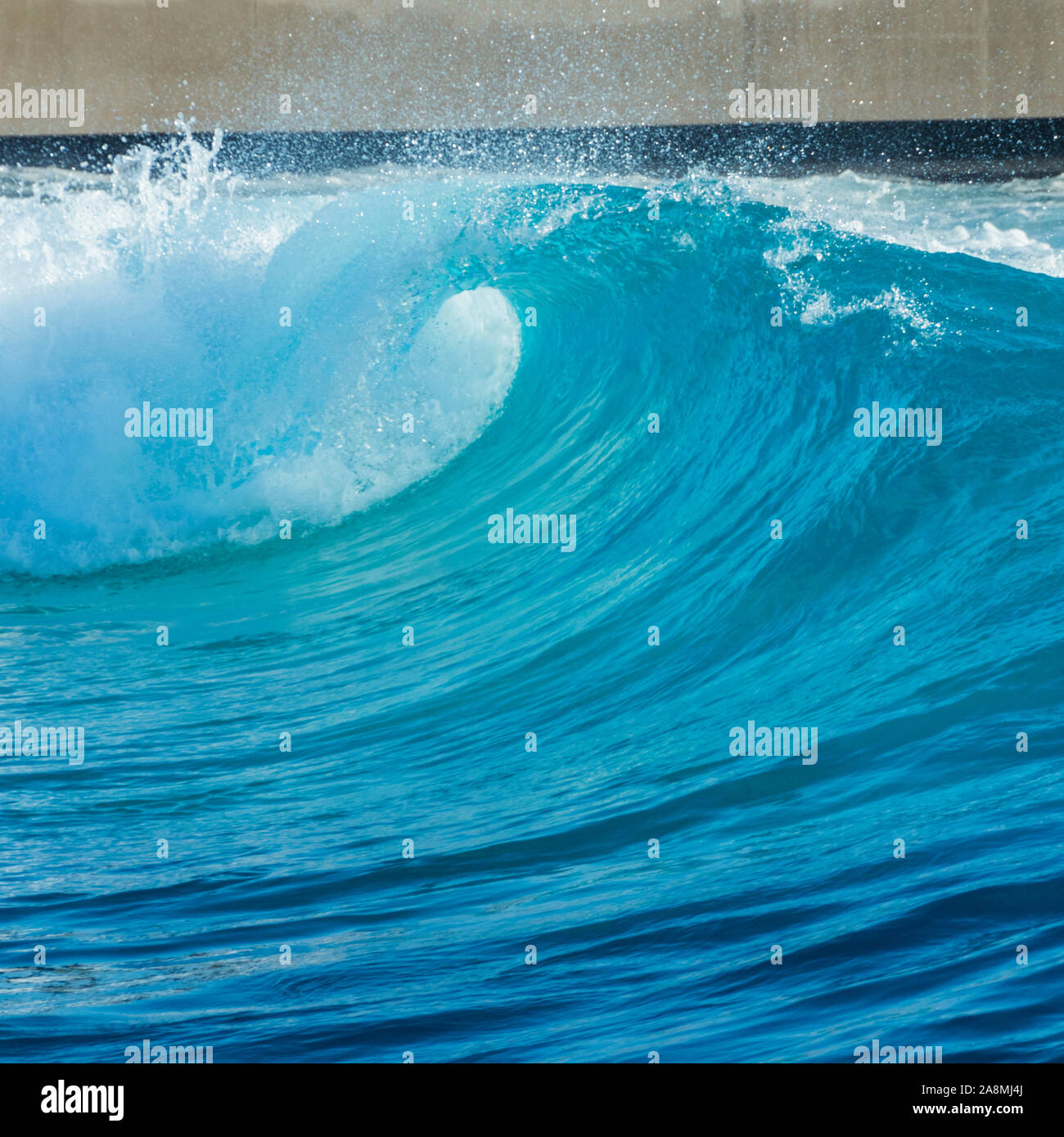 Wave pool hi-res stock photography and images - Alamy