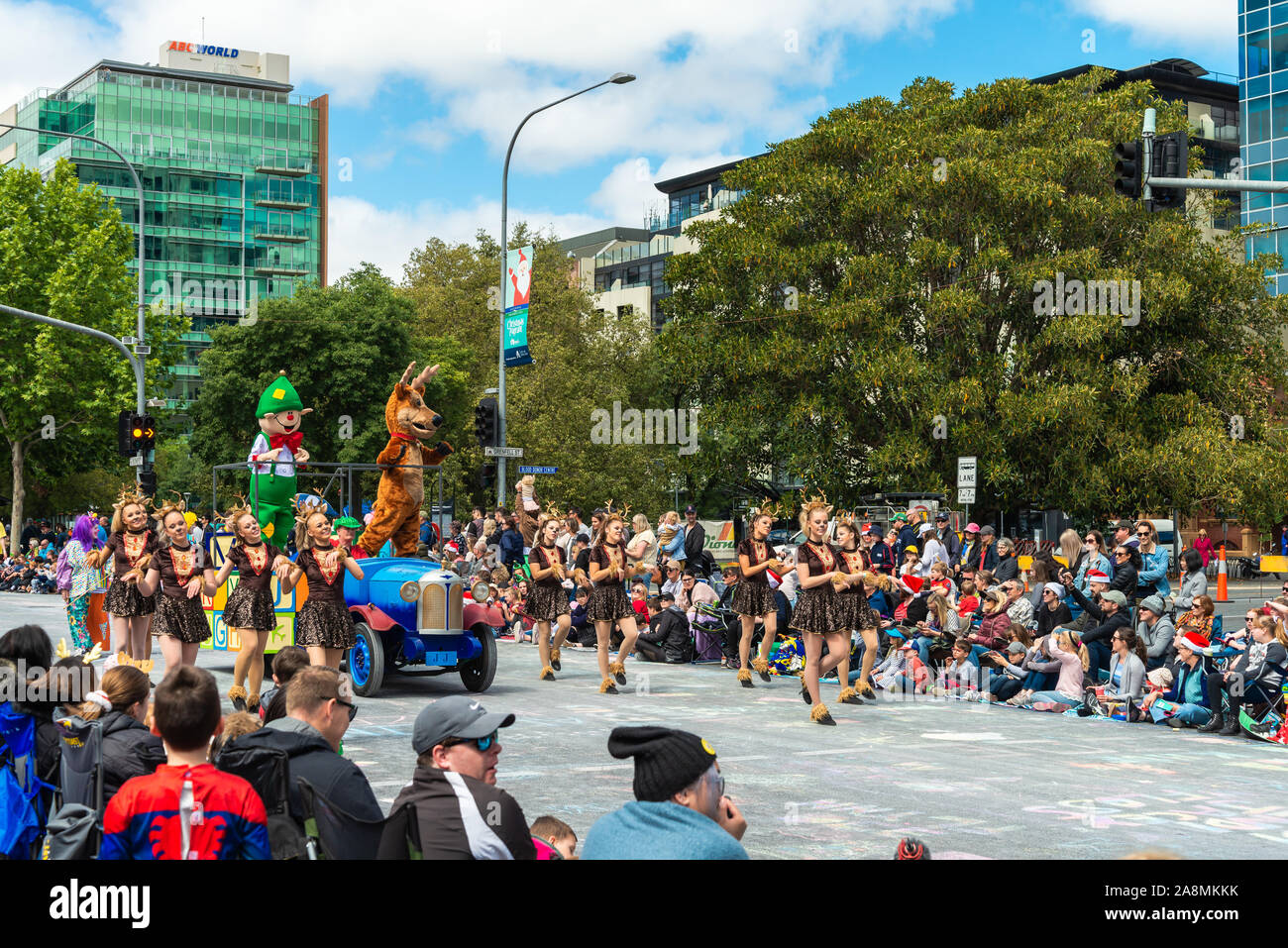 Happy people in adelaide australia hi-res stock photography and images ...