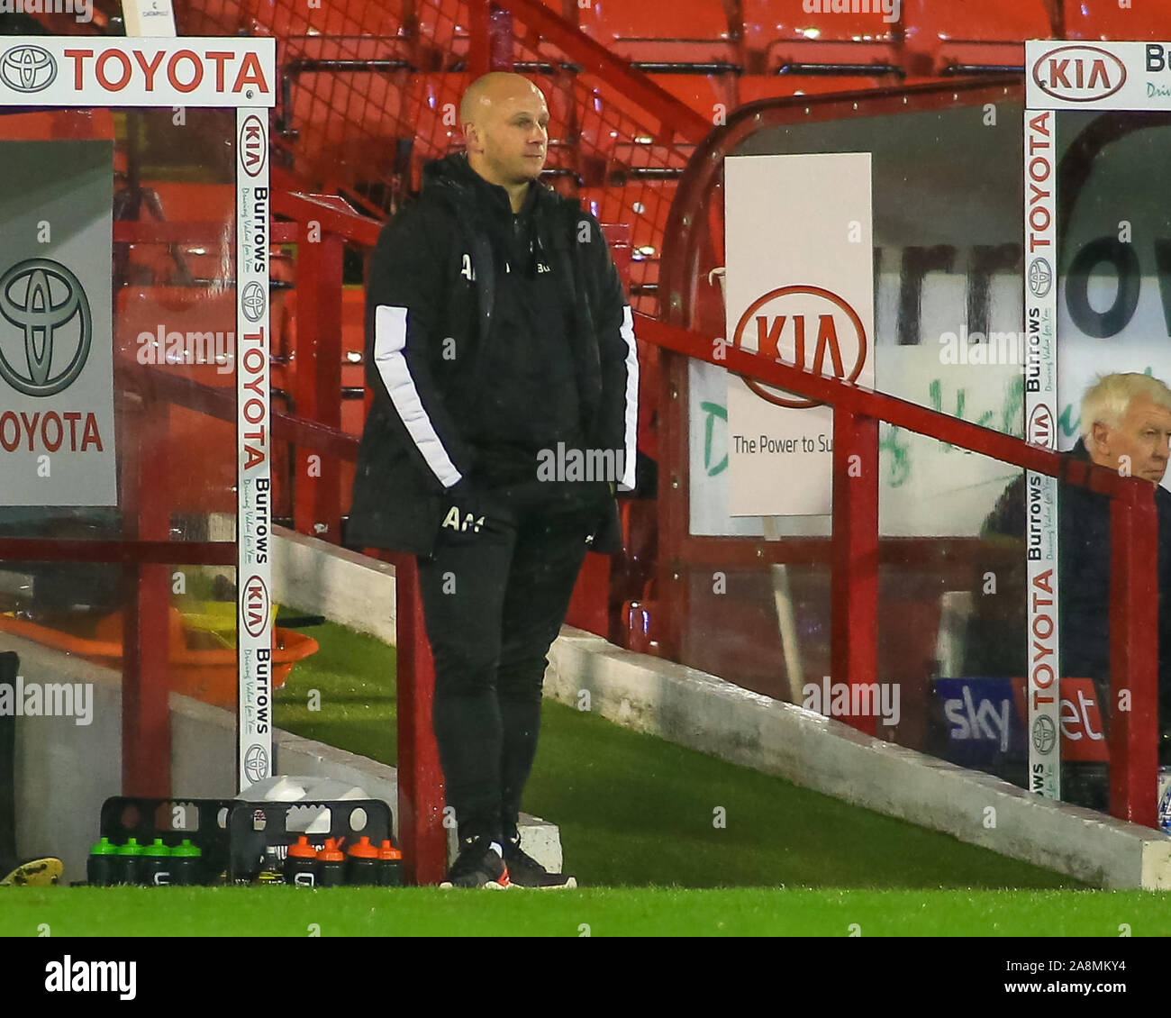 Barnsley manager adam murray hi-res stock photography and images - Alamy