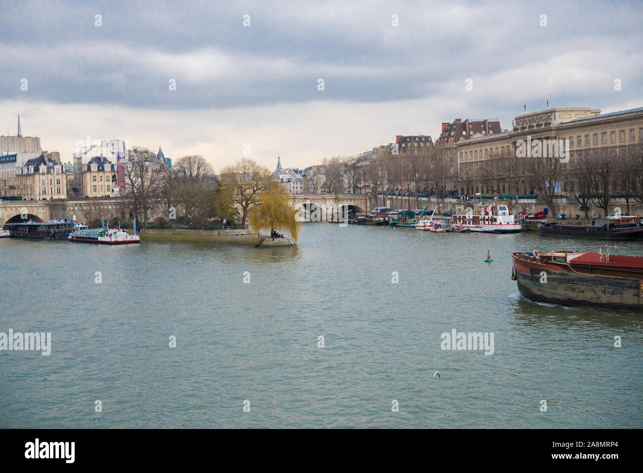 The bridge of louis philippe hi-res stock photography and images - Alamy