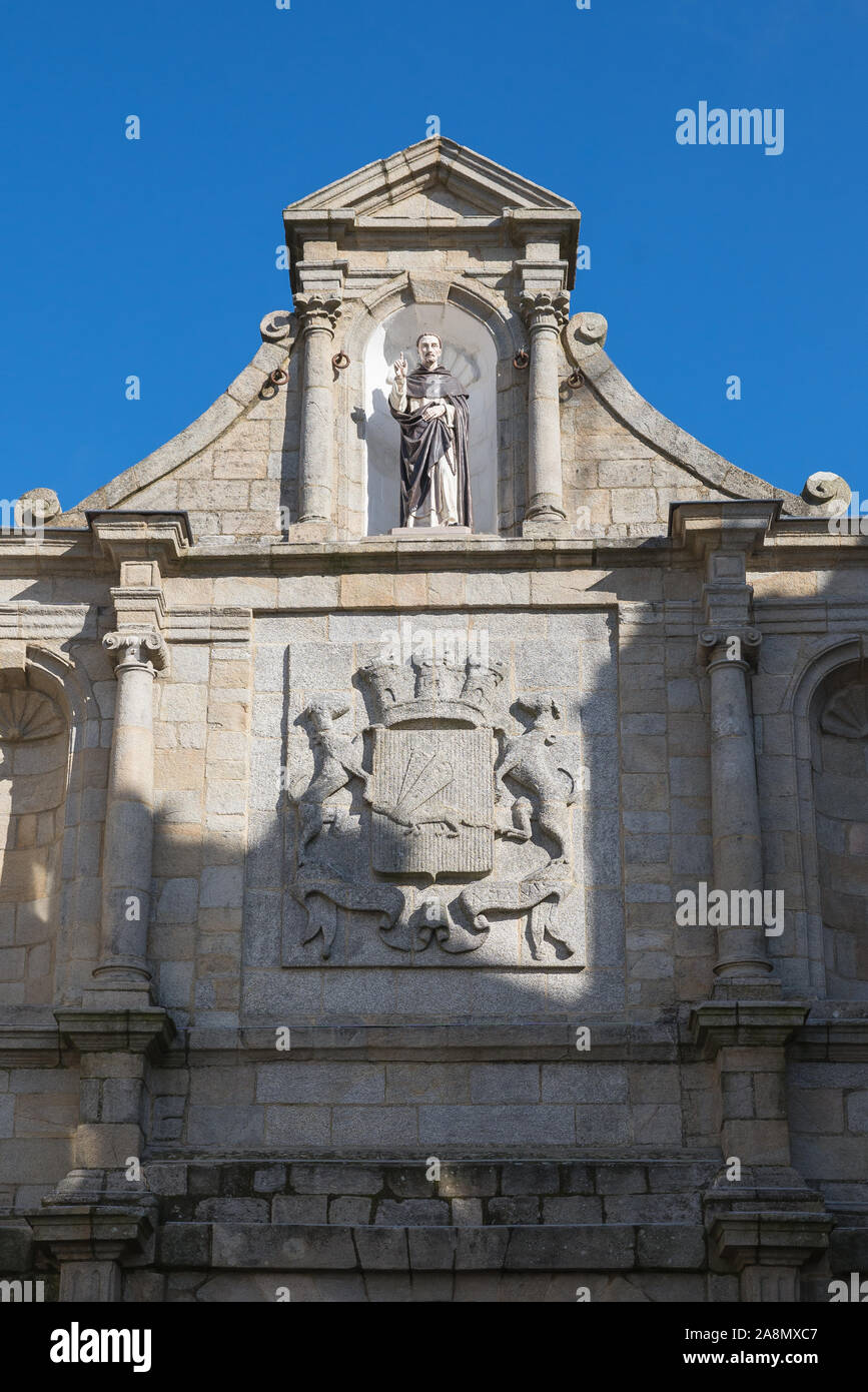 Vannes, old gate of the fortifications, Saint-Vincent gate, magnificent ...