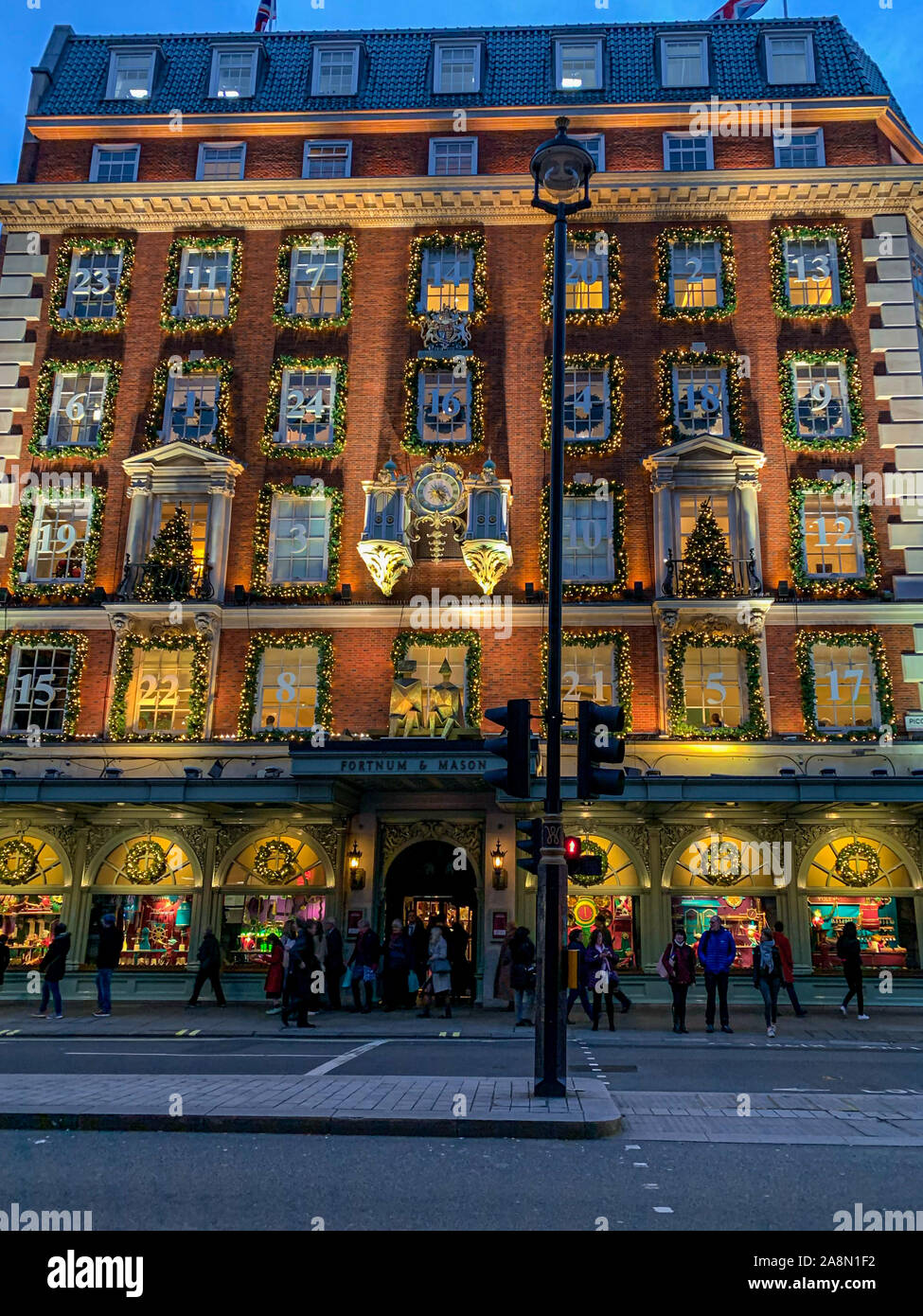 Fortnum and mason london tea hi-res stock photography and images - Alamy