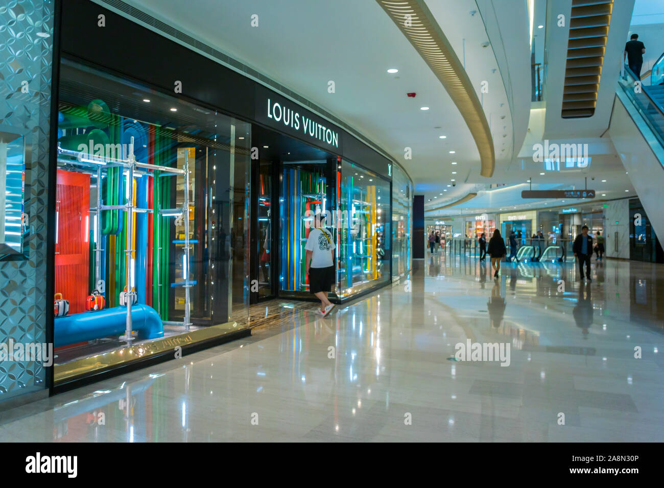 Shanghai, China, Rich Luxury Shopping in Modern Commercial Center, Heng ...