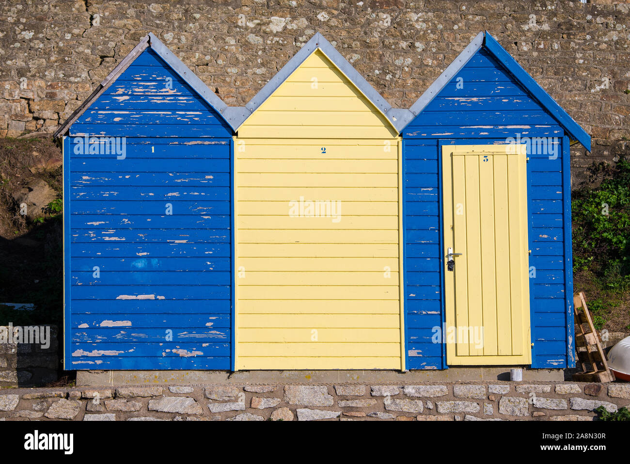 Bathing huts on the beach, Grande Plage, Brittany, Ile-aux-Moines Stock ...