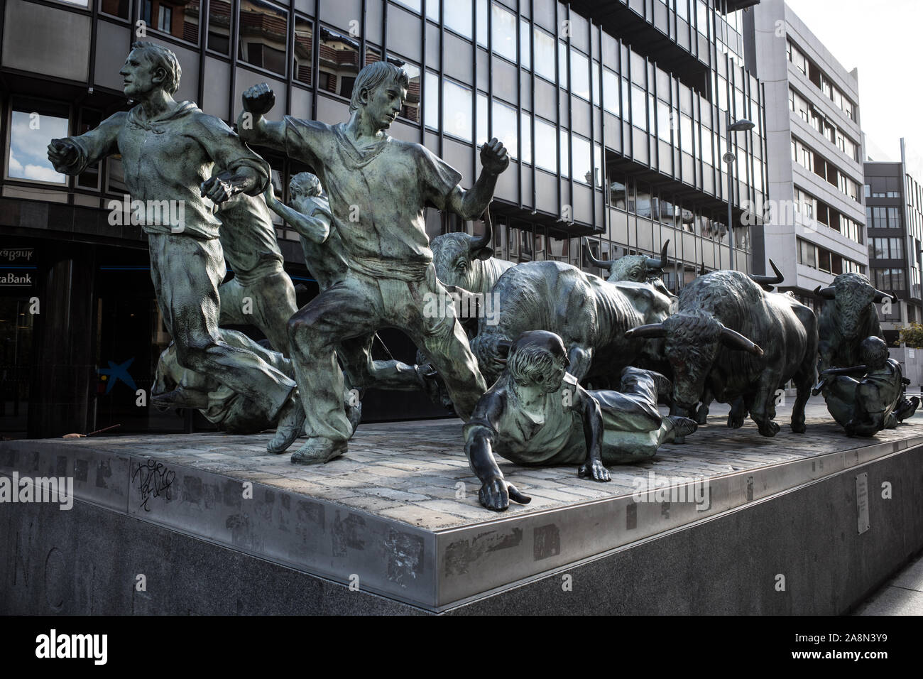 EL ENCIERRO SCULPTURE - BULLS RUNNING STATUE IN PAMPLONA - BULLS RUN ...