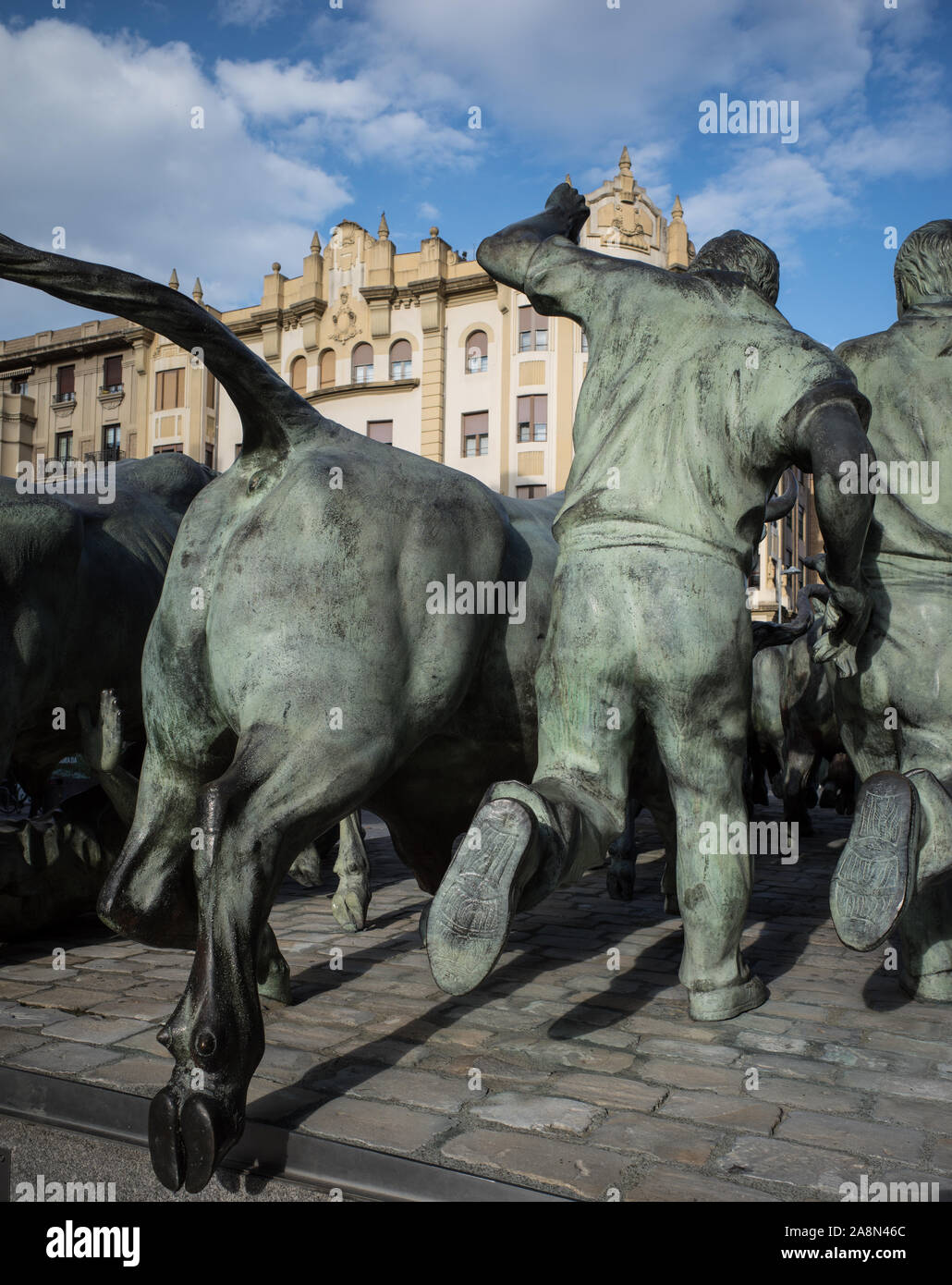 EL ENCIERRO SCULPTURE - BULLS RUNNING STATUE IN PAMPLONA - BULLS RUN ...
