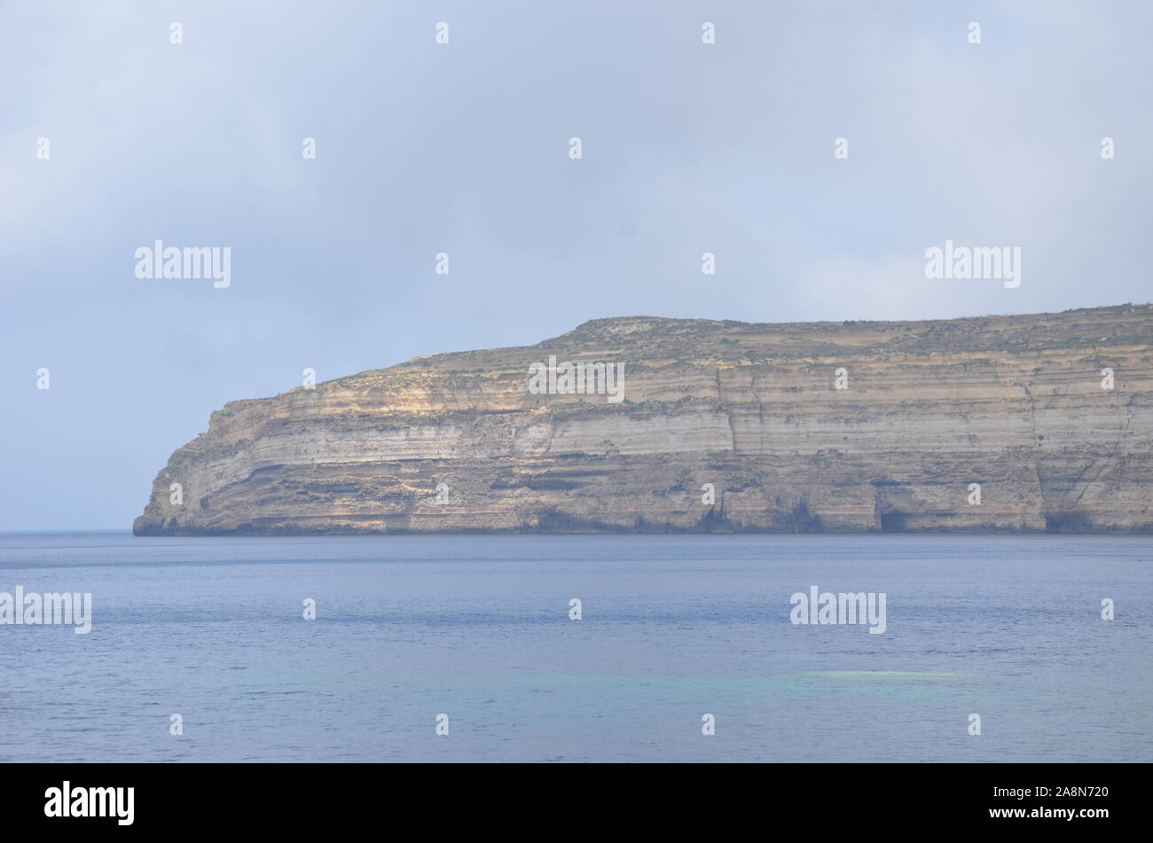 Game of thrones filming location hi-res stock photography and images ...