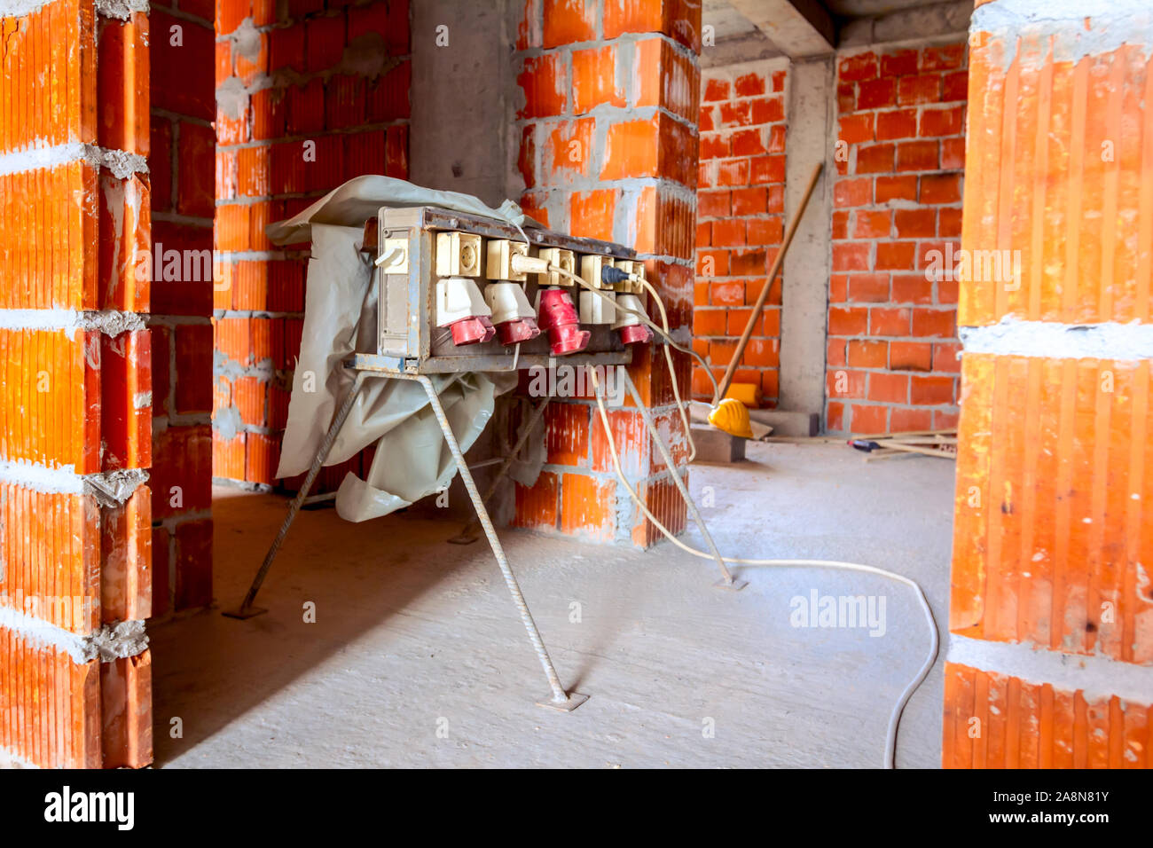Distribution panel with Industrial multiphase power plugs and sockets ...