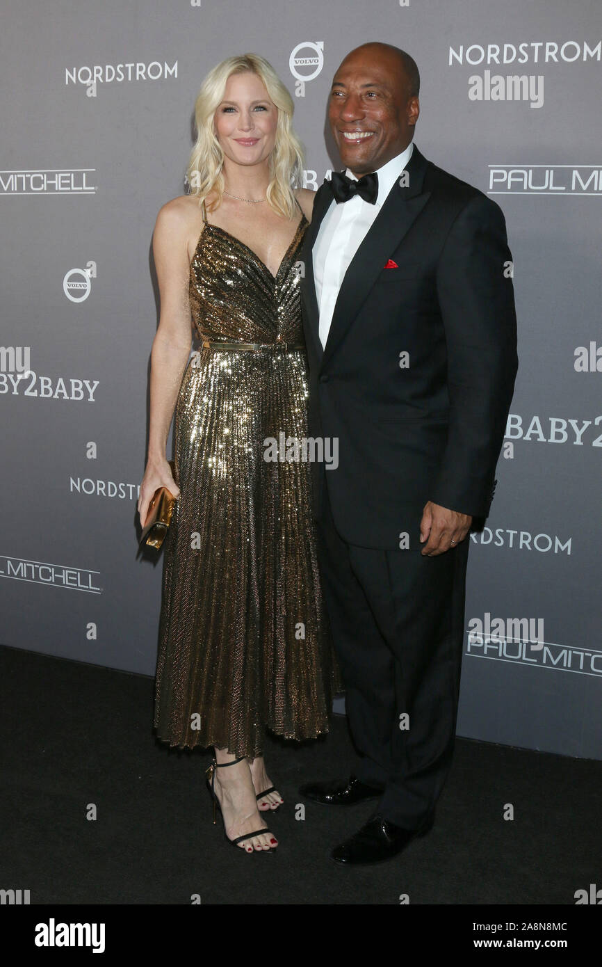 Jennifer lucas byron allen hi-res stock photography and images - Alamy