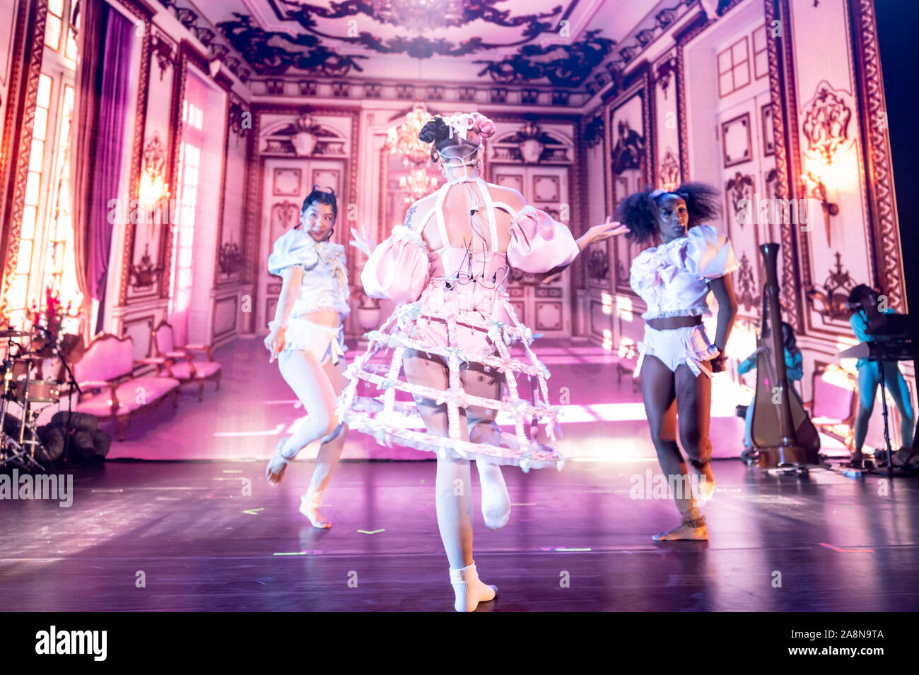 Rose 'star performer' hi-res stock photography and images - Alamy