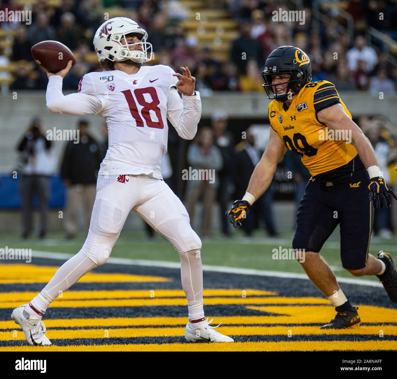 Anthony gordon hi-res stock photography and images - Alamy