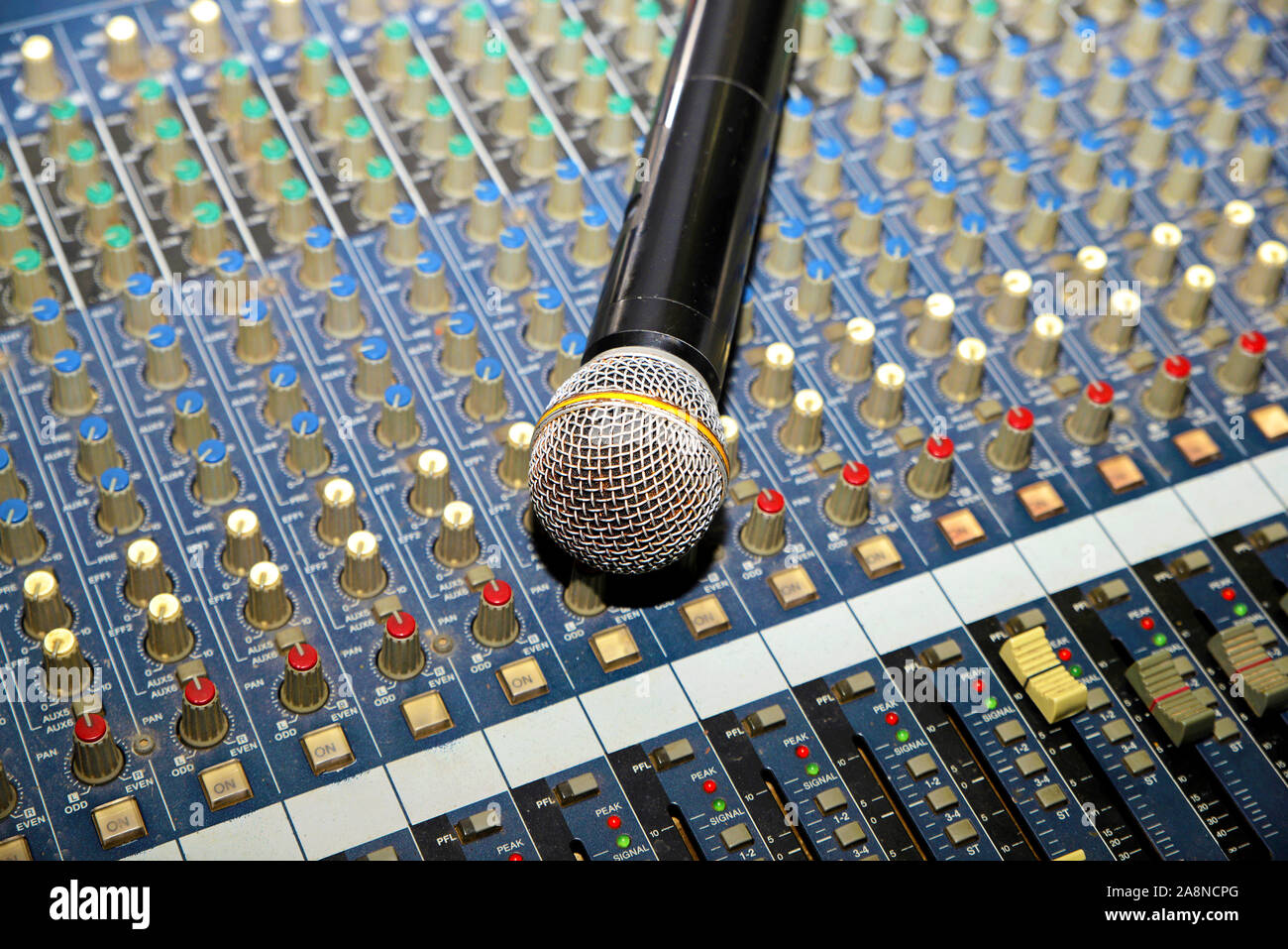 Microphone on DJ Control panel Stock Photo - Alamy