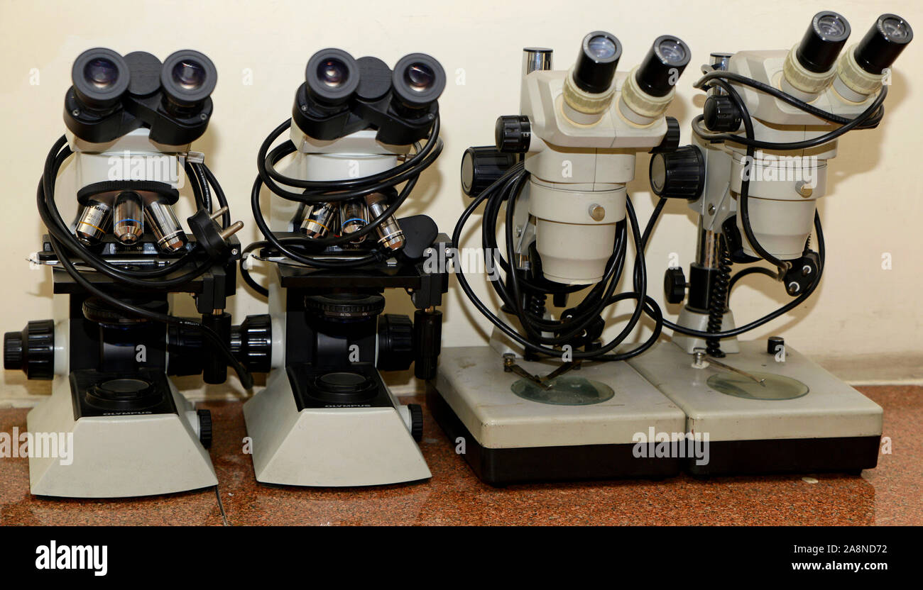 India microscope hi-res stock photography and images - Alamy
