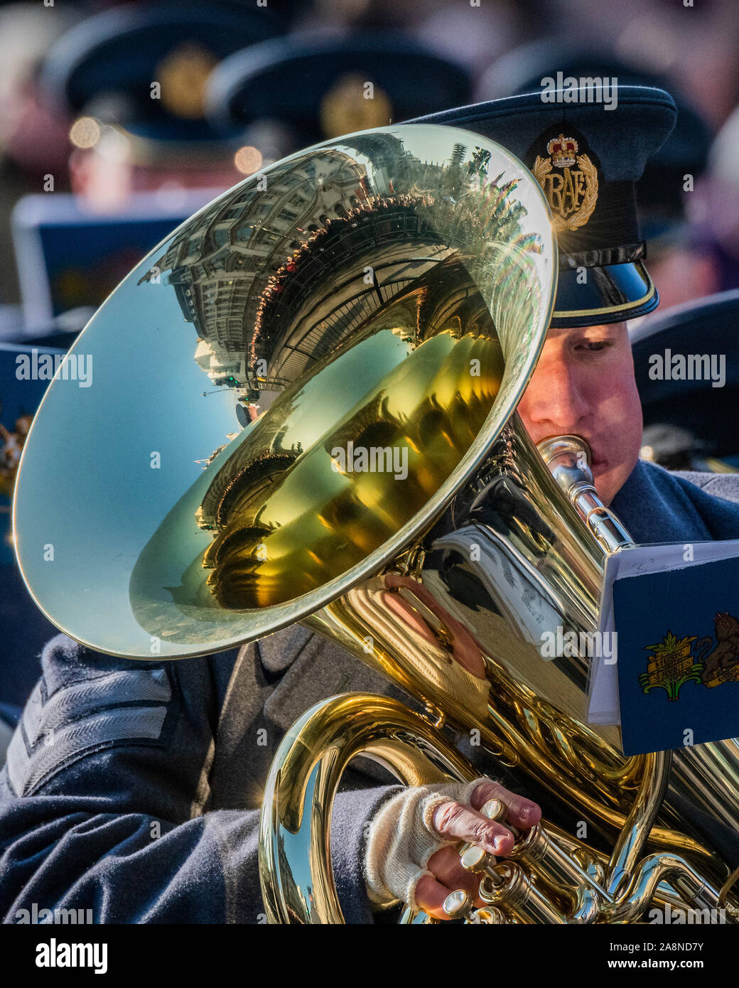 Raf band hi-res stock photography and images - Alamy
